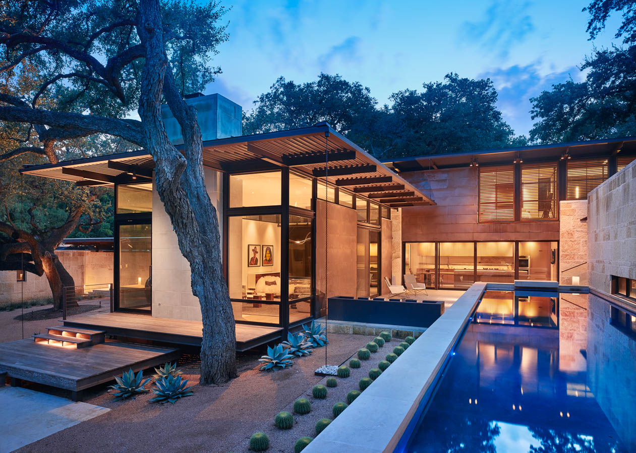 McCullough | Casey Dunn